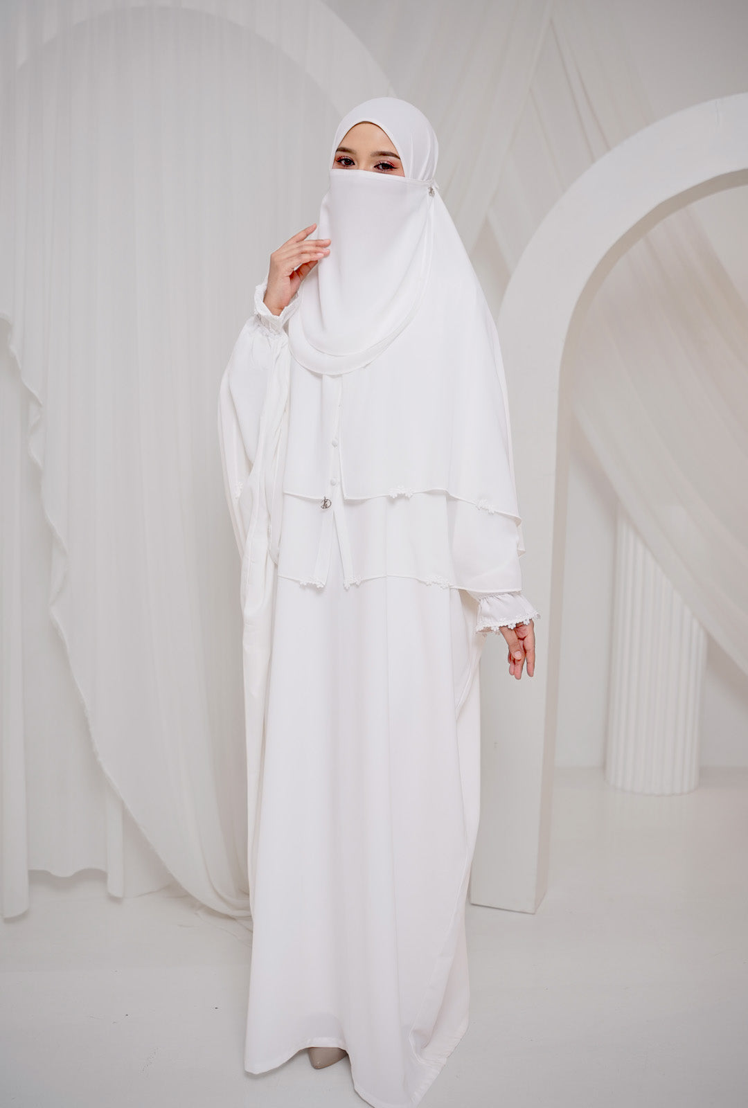Sumayya 2.0 in White – Diyana Halik